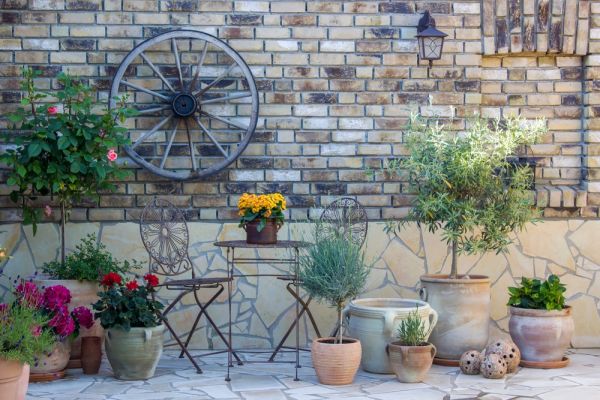 9 Design Tips For a Mediterranean Garden - Knights Garden Centres 9 Design Tips For a Mediterranean Garden - Knights Garden Centres