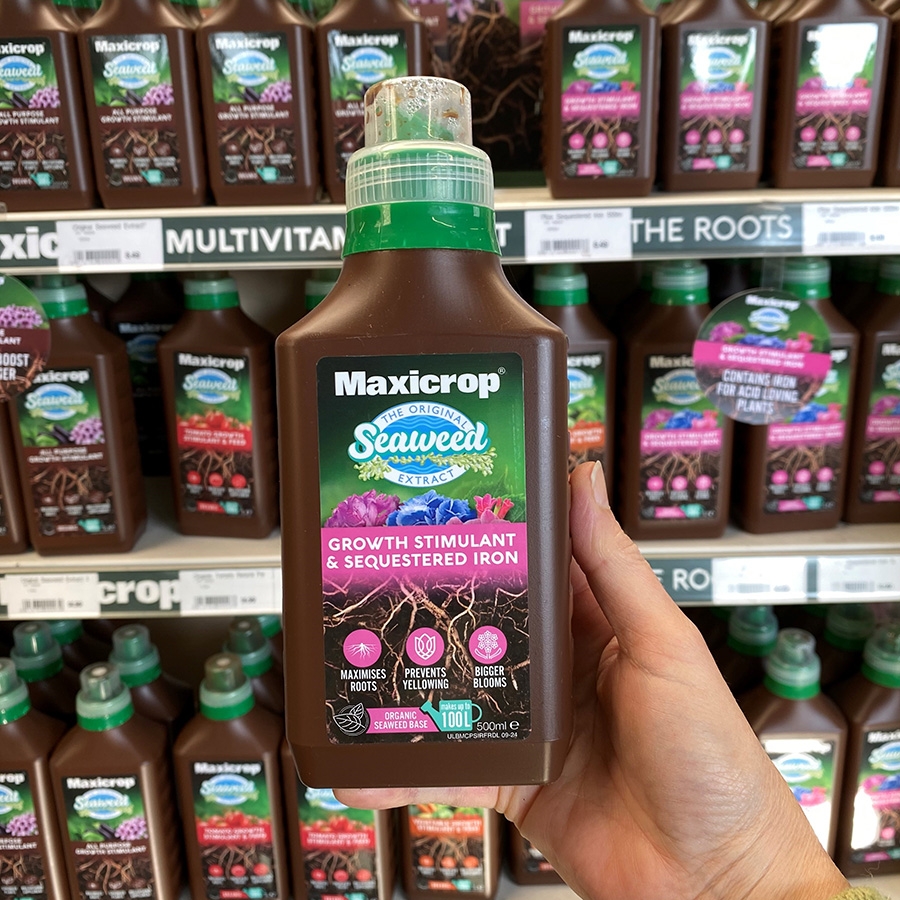 Maxicrop Plus Sequestered Iron 500ml - Knights Garden Centres